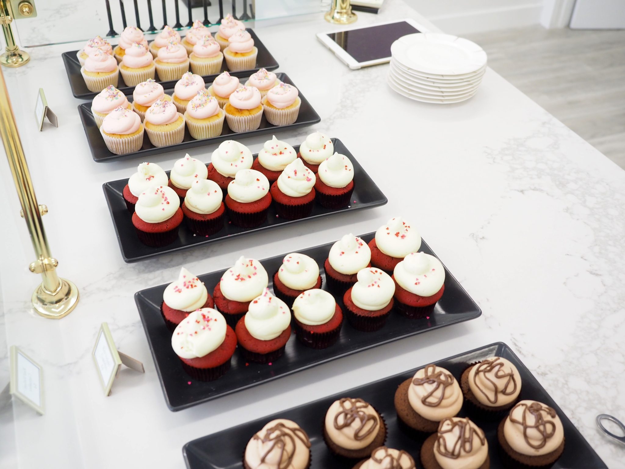 Starting your own Bakery: Building a Shop! - World of Wanderlust